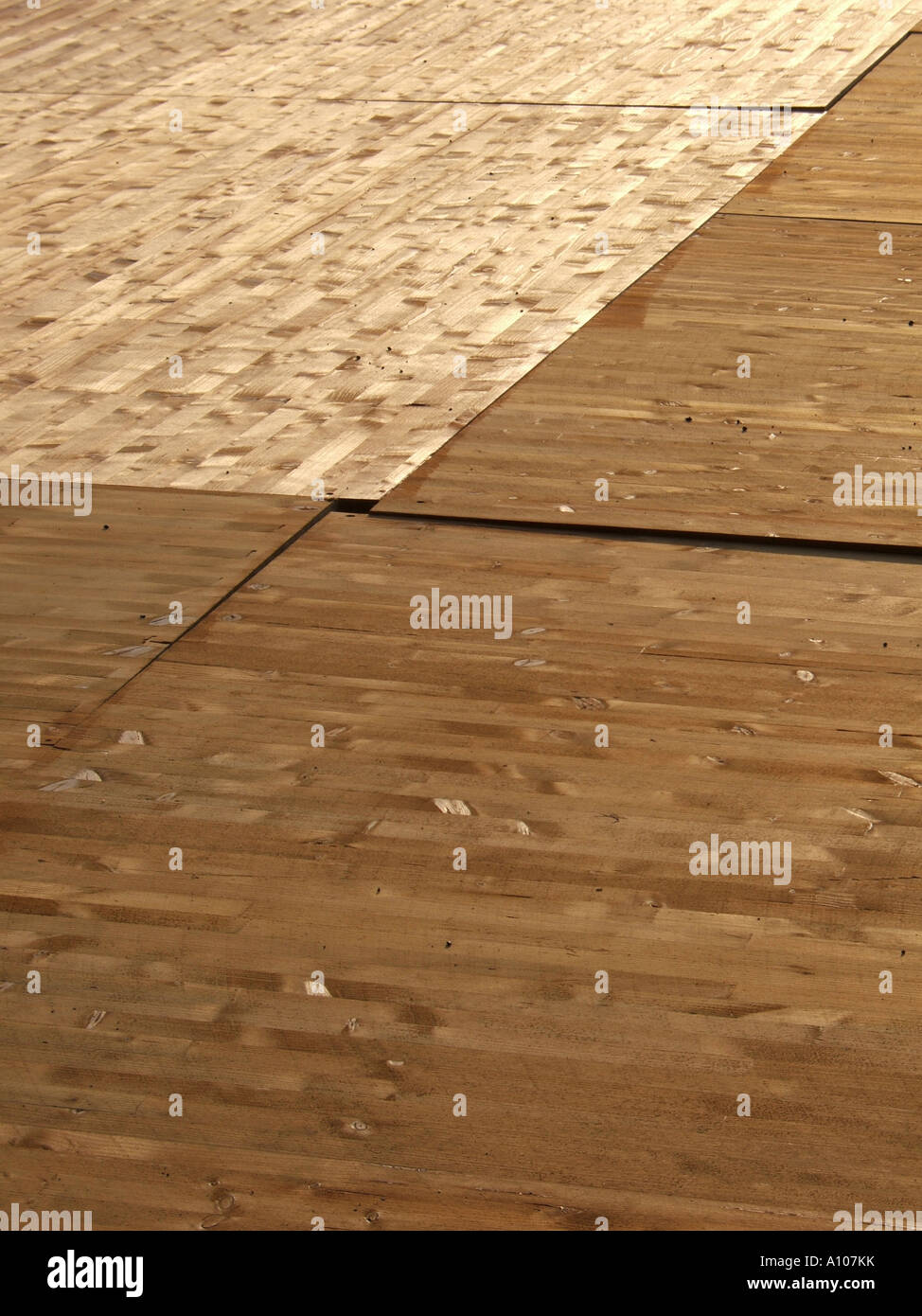 empty wooden floor base foundation under construction Stock Photo - Alamy