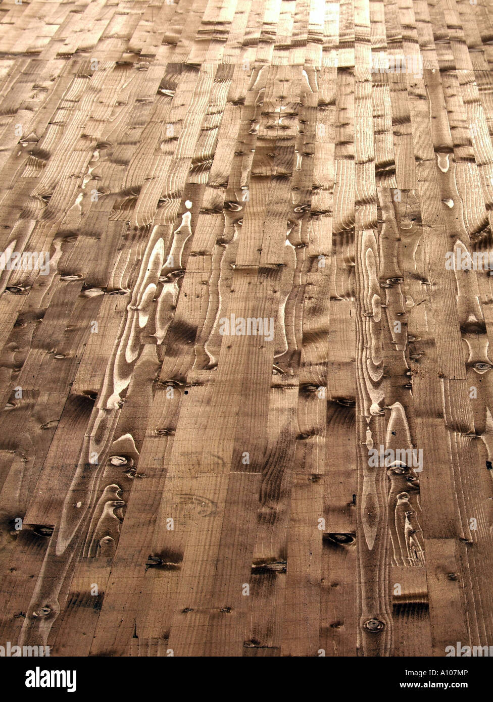 empty wooden floor base foundation under construction Stock Photo - Alamy