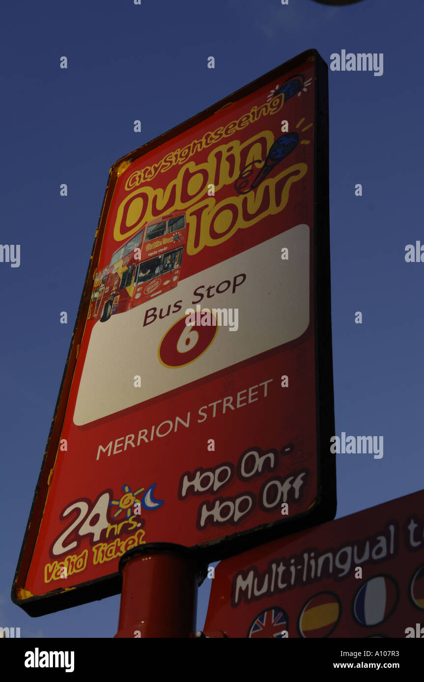Tour guide bus dublin hi-res stock photography and images - Alamy