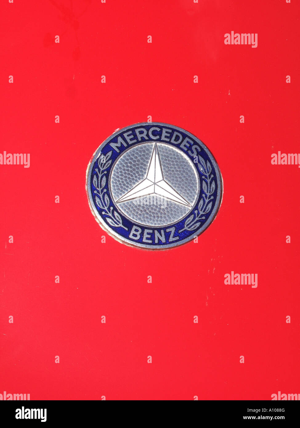 detail of red classic mercedes benz car Stock Photo - Alamy