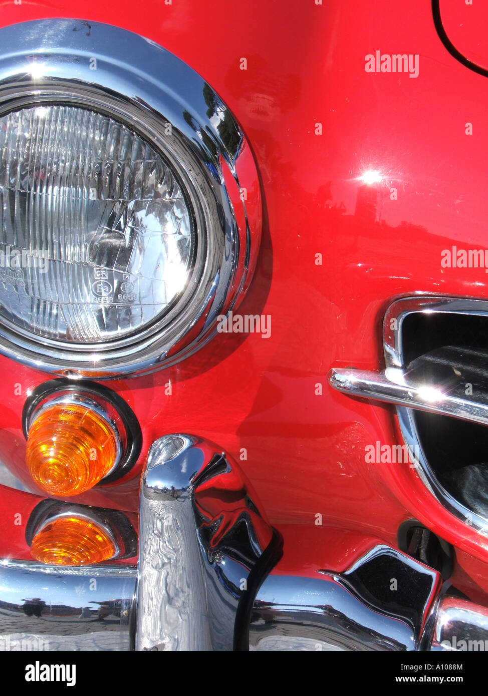 detail of red classic mercedes benz car Stock Photo - Alamy