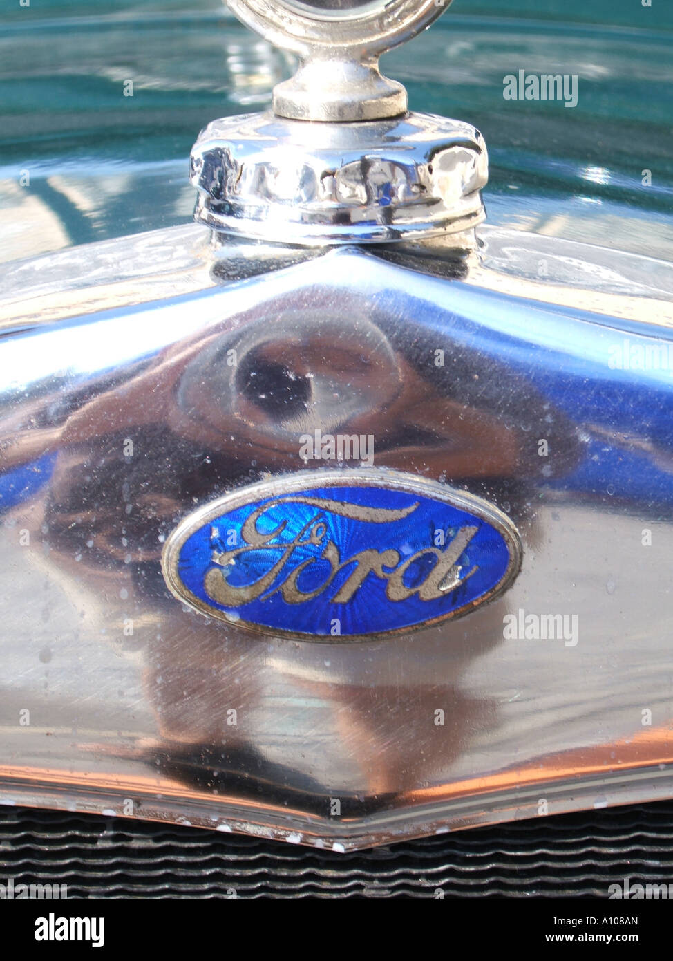 Ford popular badge hi-res stock photography and images - Alamy