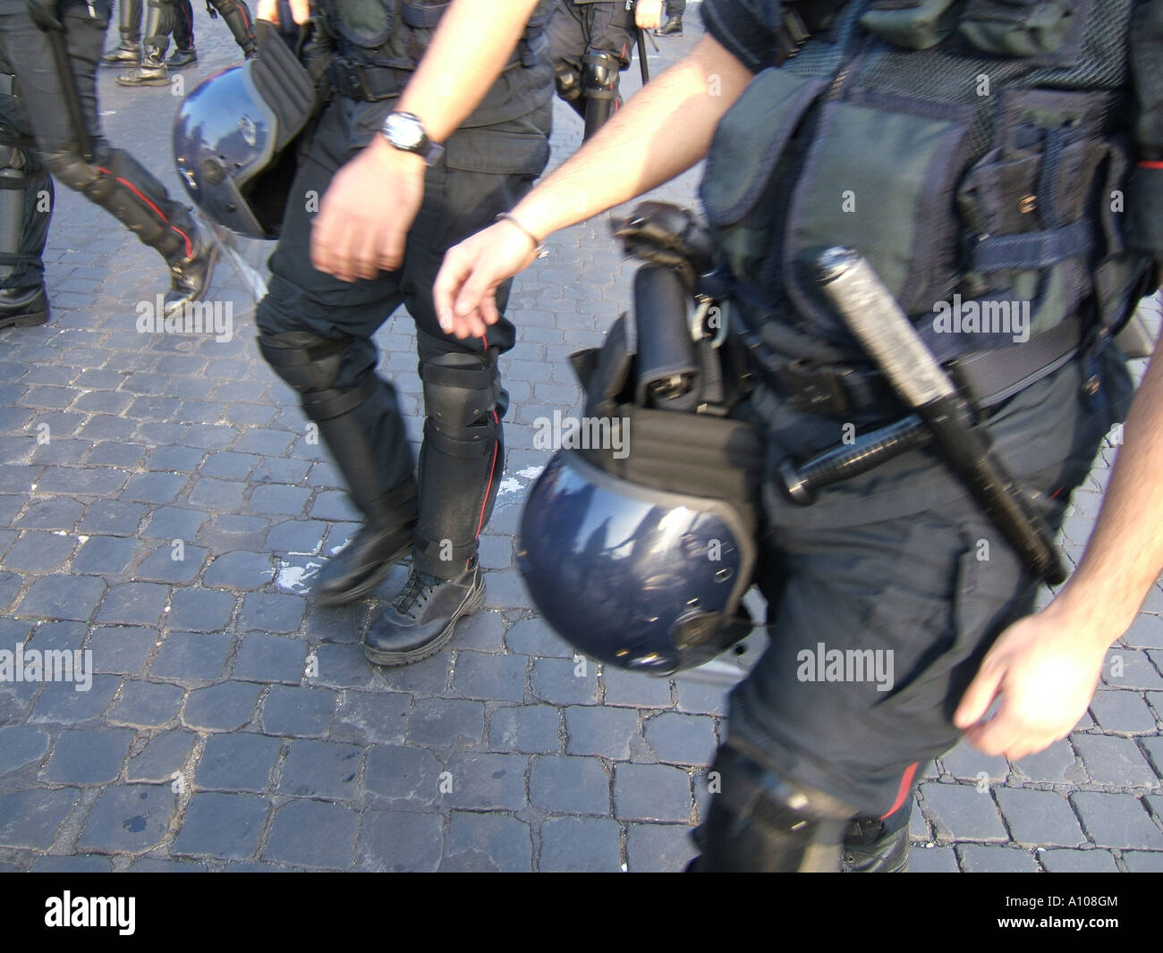 carabinieri police officers at rally in rome, italy Stock Photo - Alamy