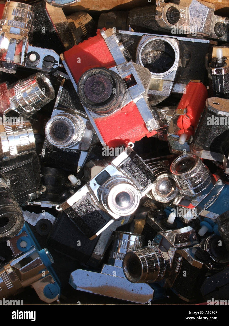 Plastic toy cameras hi-res stock photography and images - Alamy