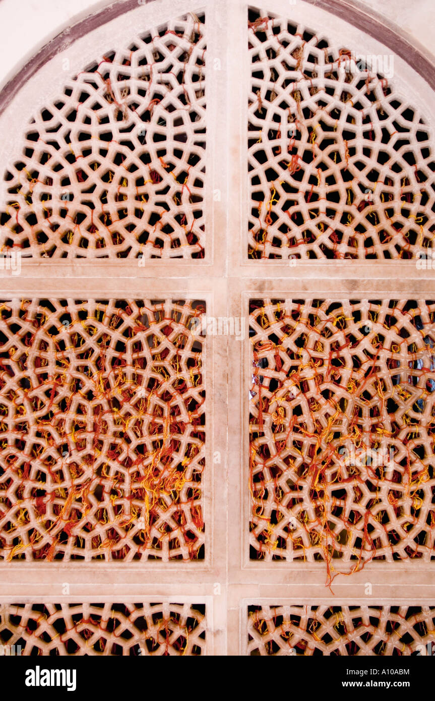Close-up of an arched window tied with string, Dargah Of Sheikh Salim ...