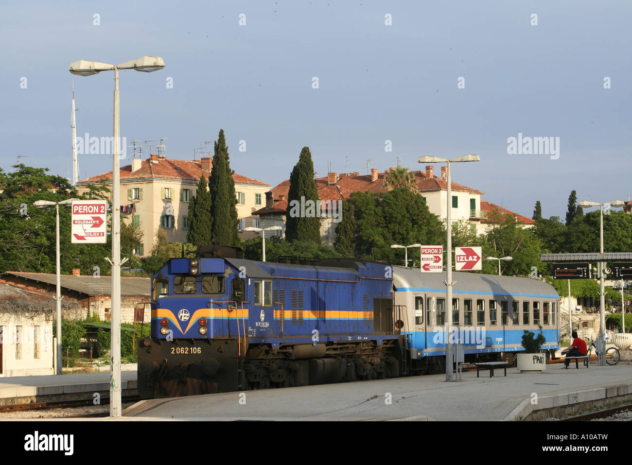 Train at Split railway station Stock Photo - Alamy