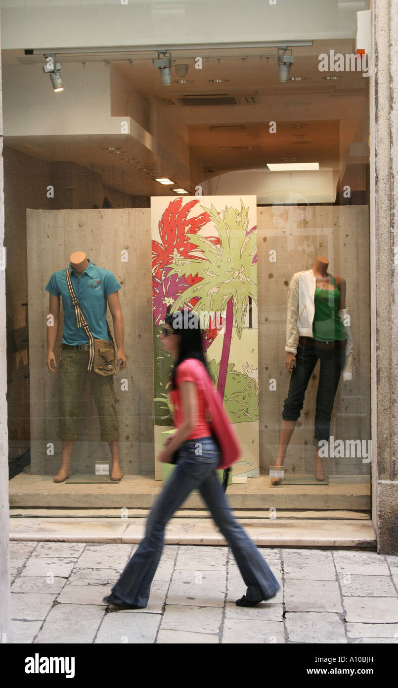 Split clothes hi-res stock photography and images - Alamy