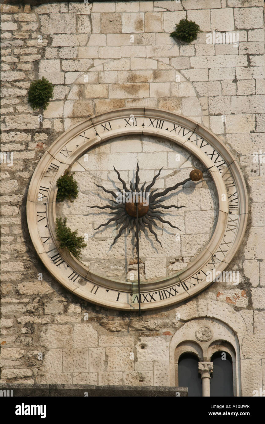 Split s hi-res stock photography and images - Alamy