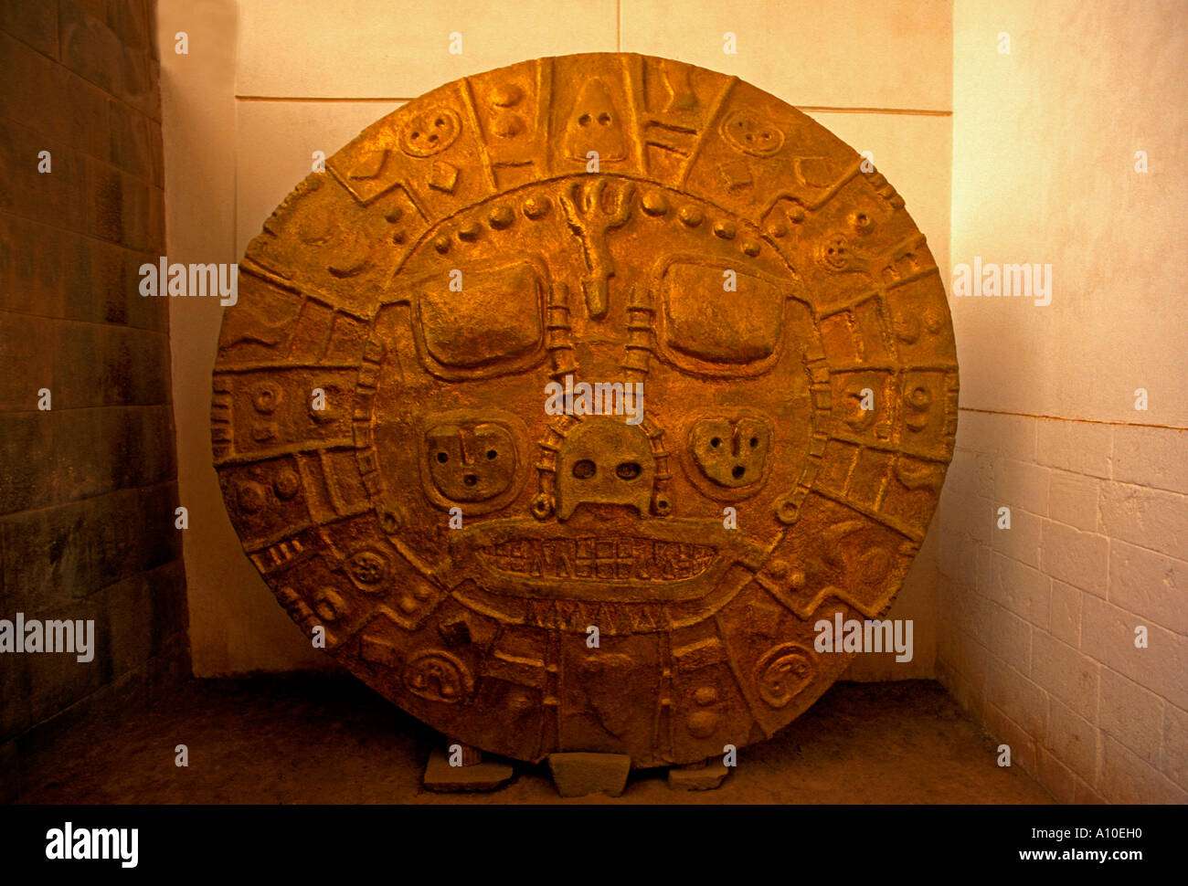 Incan ceremonial disk hi-res stock photography and images - Alamy