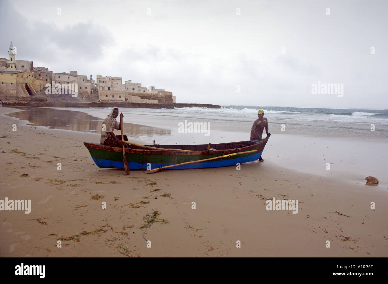 Daily life in the fishing port town of Merca on the Indian Ocean, Lower ...