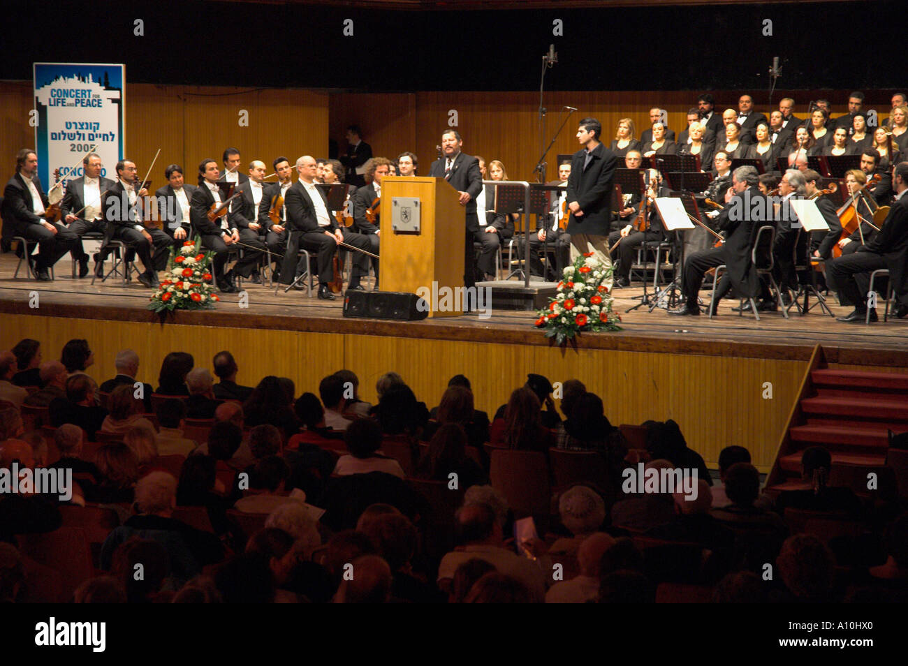 Peace orchestra hi-res stock photography and images - Alamy