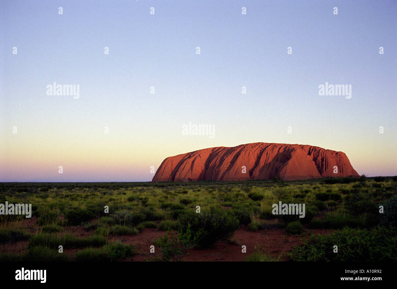 North ayers rock hi-res stock photography and images - Alamy
