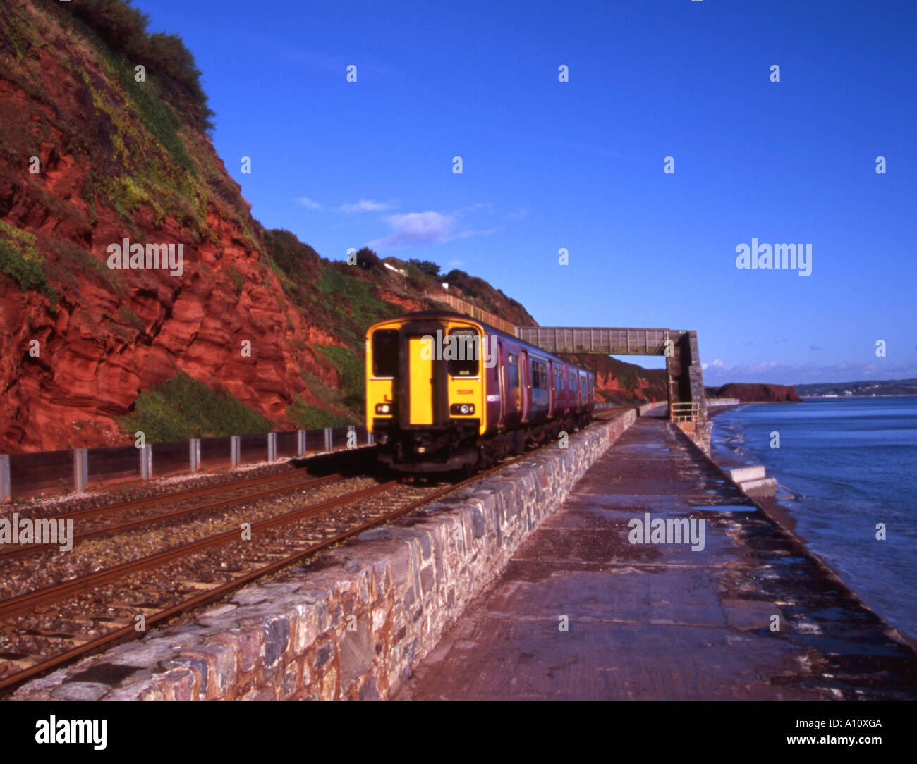 Atlantic coast line train hi-res stock photography and images - Alamy
