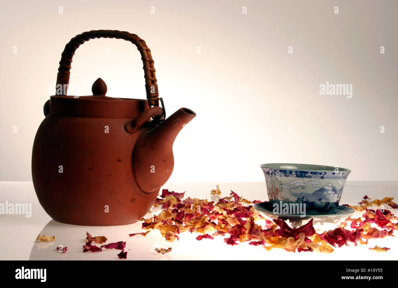 Chinese Tea Set Terracotta Kettle Pot Chinaware Porcelain Cup Saucer ...