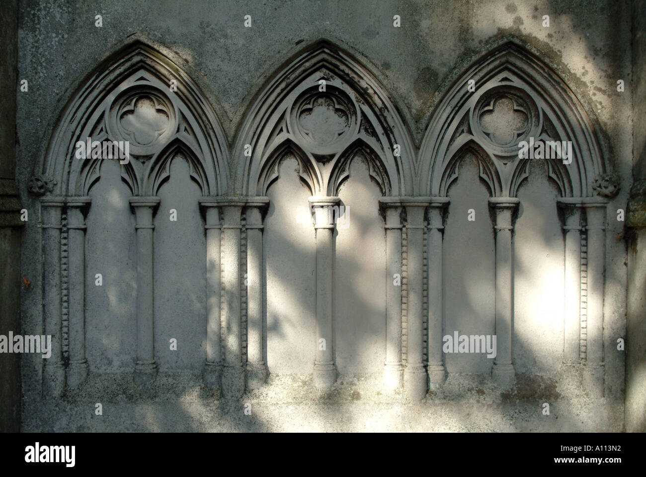 Kensal rise cemetery hi-res stock photography and images - Alamy