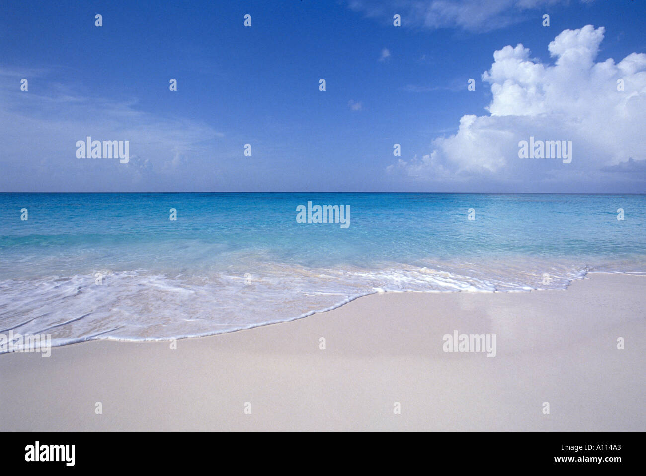 Bahama beaches hi-res stock photography and images - Alamy