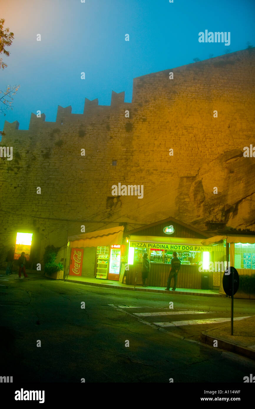high wall, city wall Stock Photo - Alamy