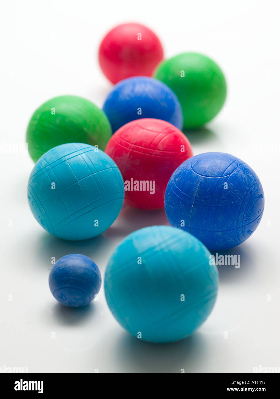 bowling, bowls, various sizes, heavy, hard, red, green, blue, round ...