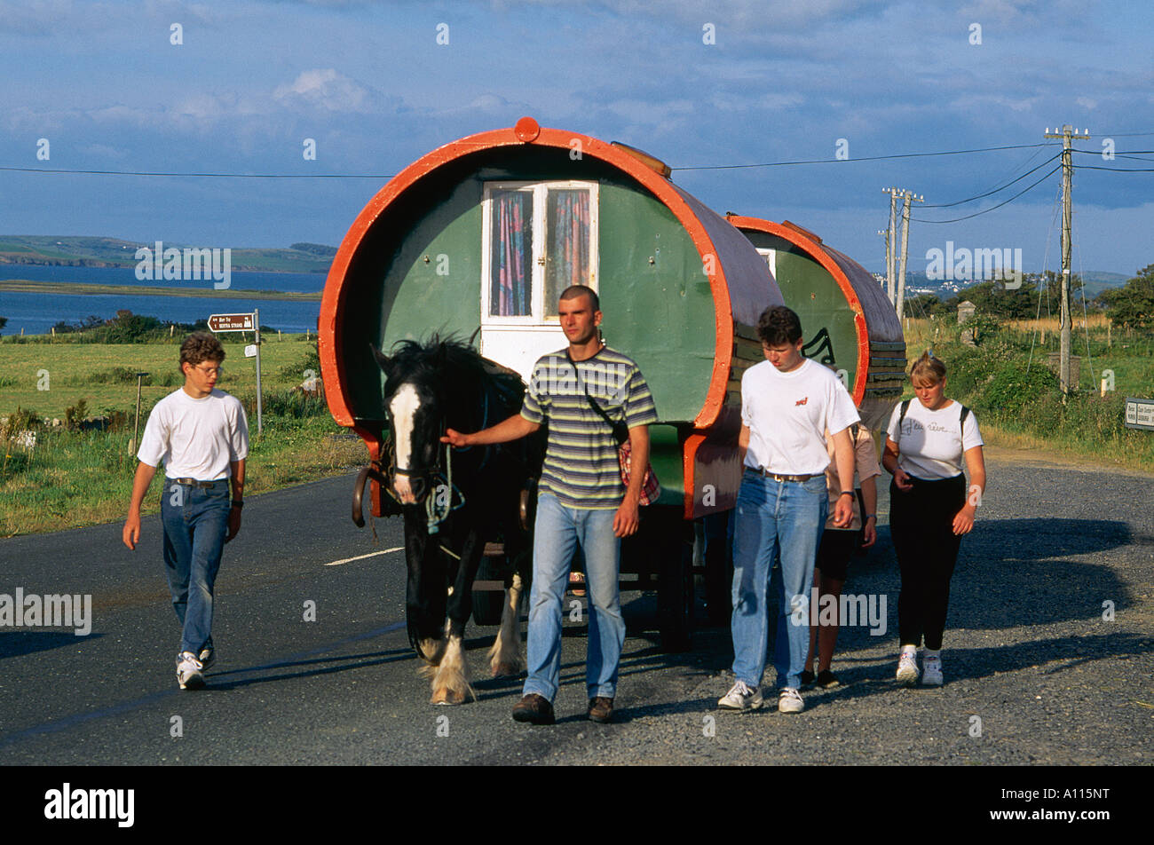 Gypsy caravans hi-res stock photography and images - Alamy