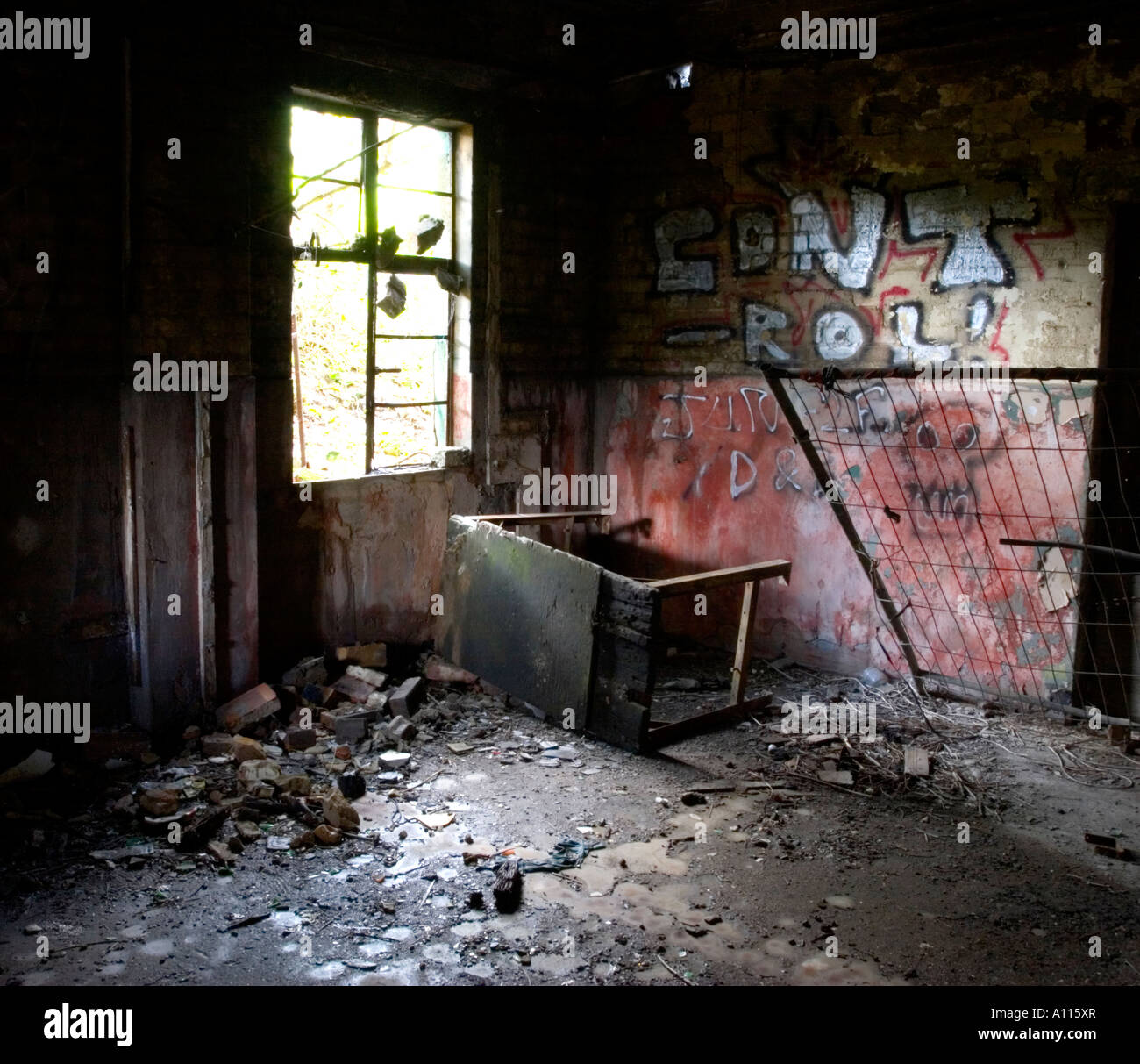 Abandoned ww2 airfield control tower hi-res stock photography and ...