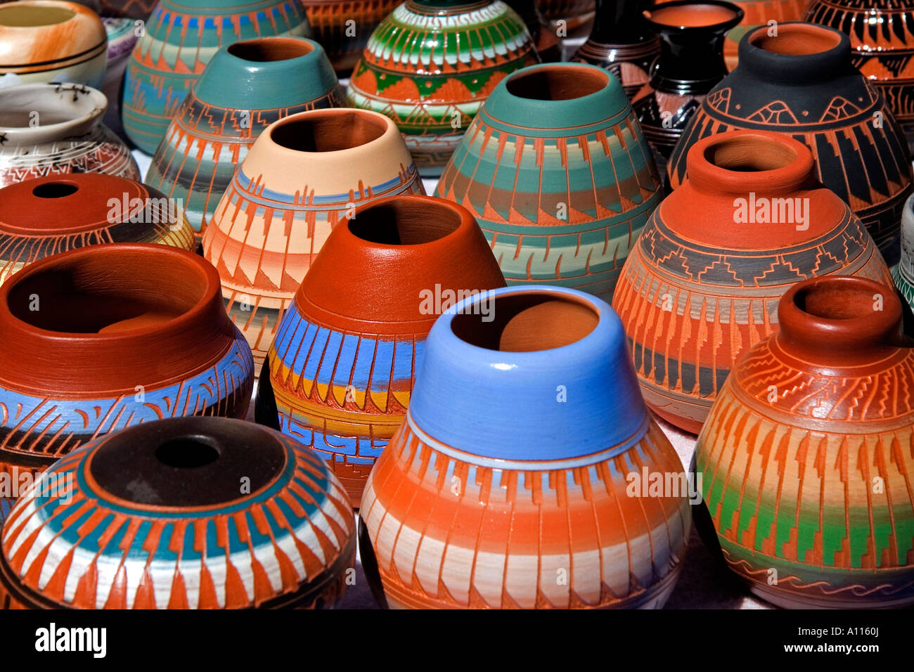 Navajo pottery displayed for sale on roadside stand Stock Photo - Alamy