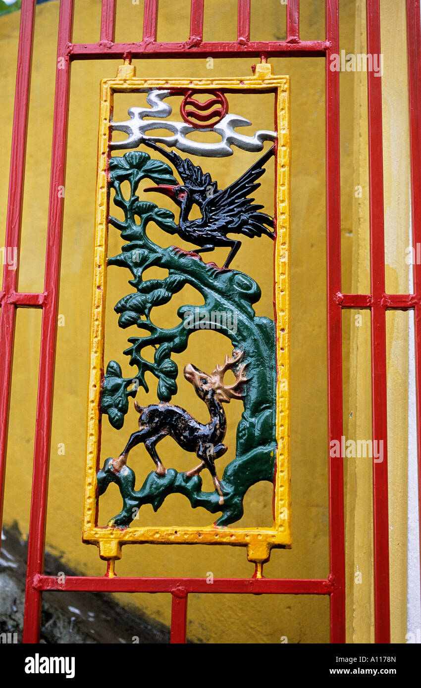 Detail of Den Hang Pho temple Sapa Stock Photo - Alamy