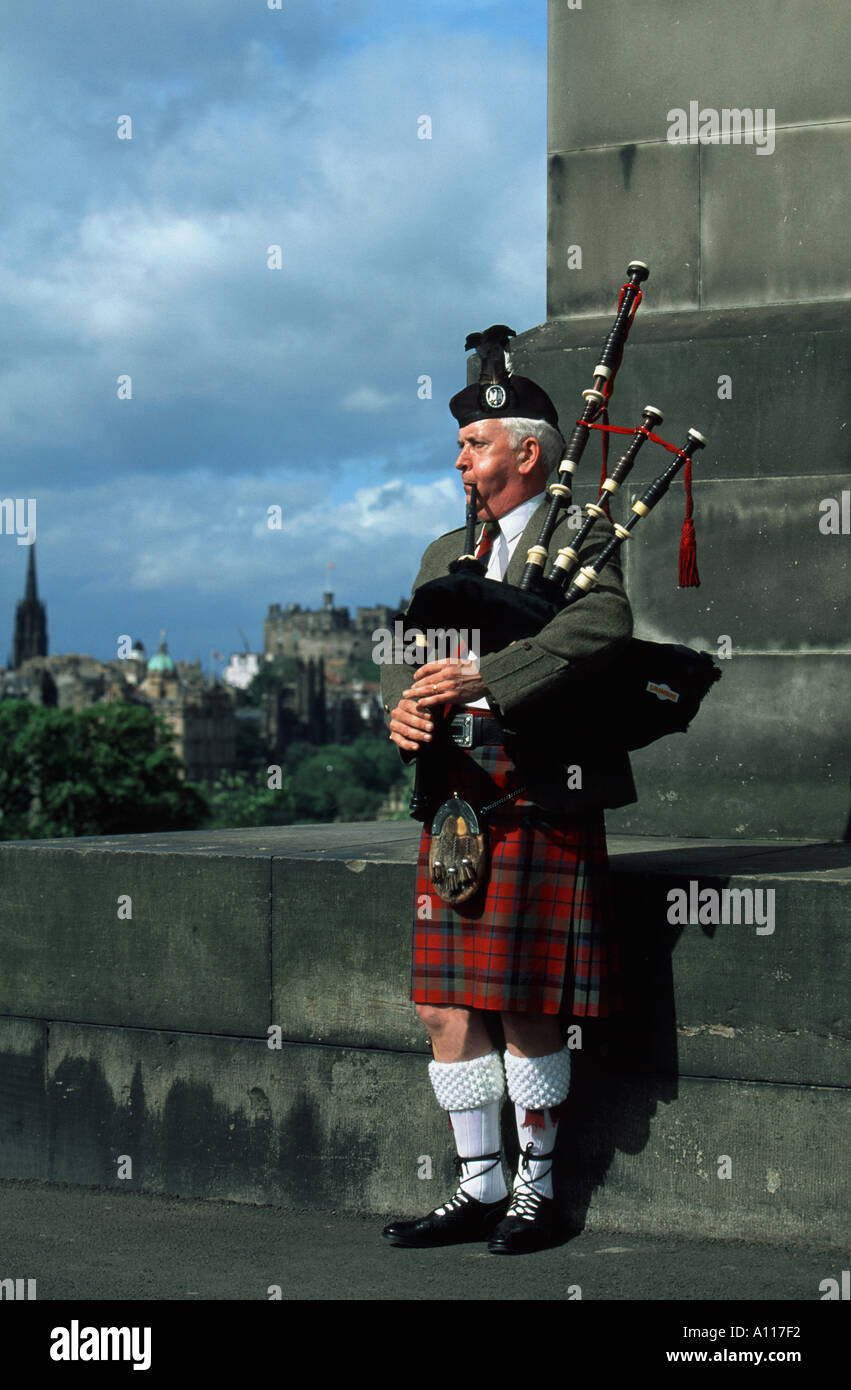 Piper Edinburgh Scotland Stock Photo - Alamy