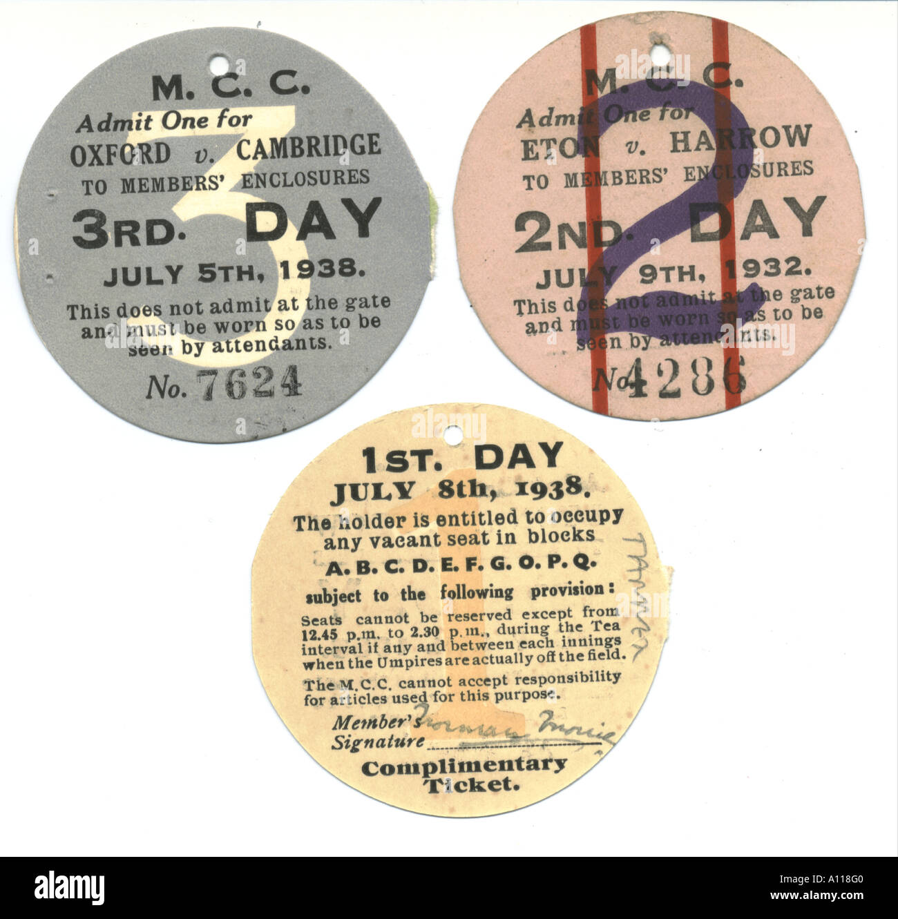 Cricket 1930s hi-res stock photography and images - Alamy