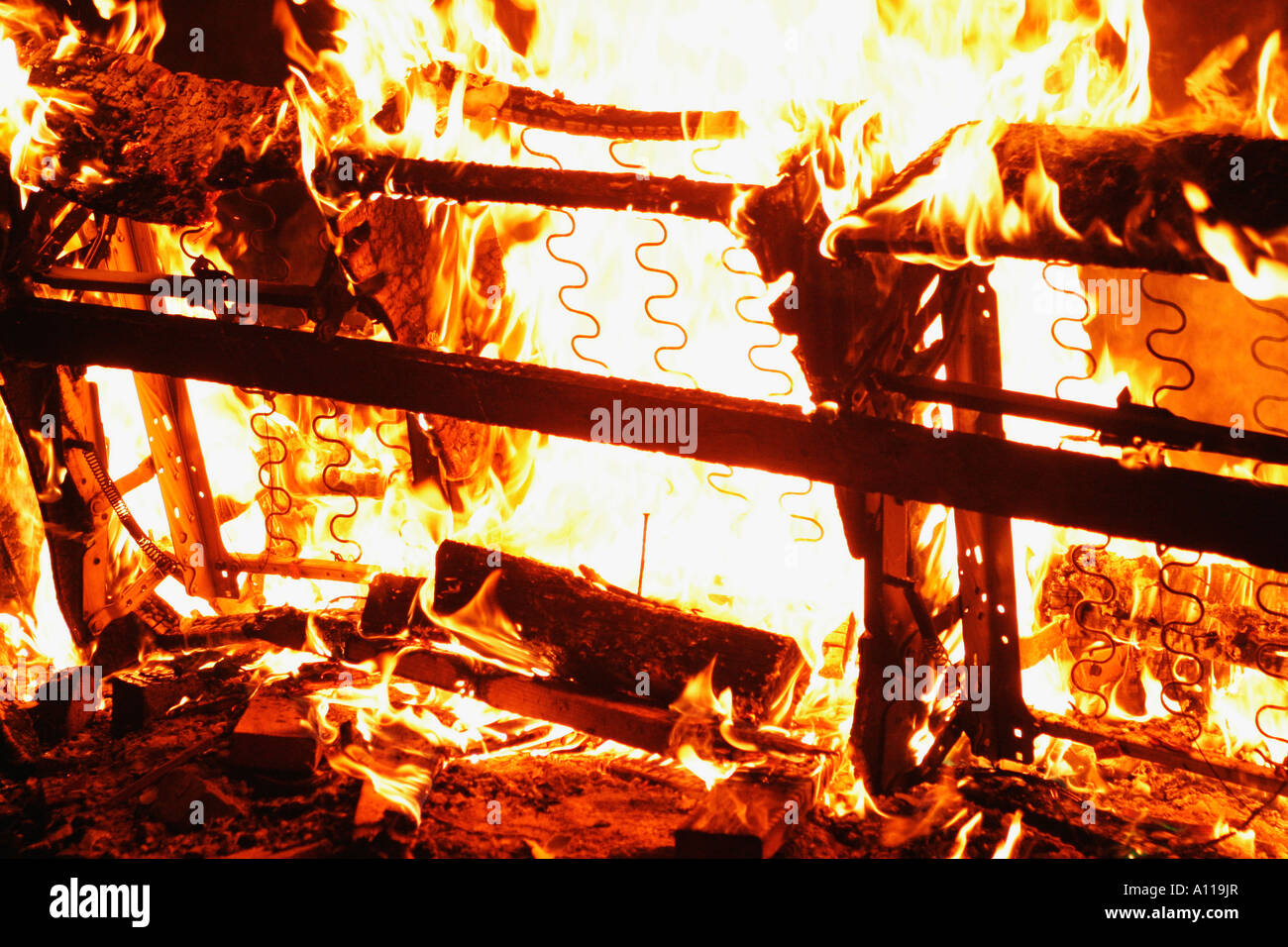Mattress fire hi-res stock photography and images - Alamy