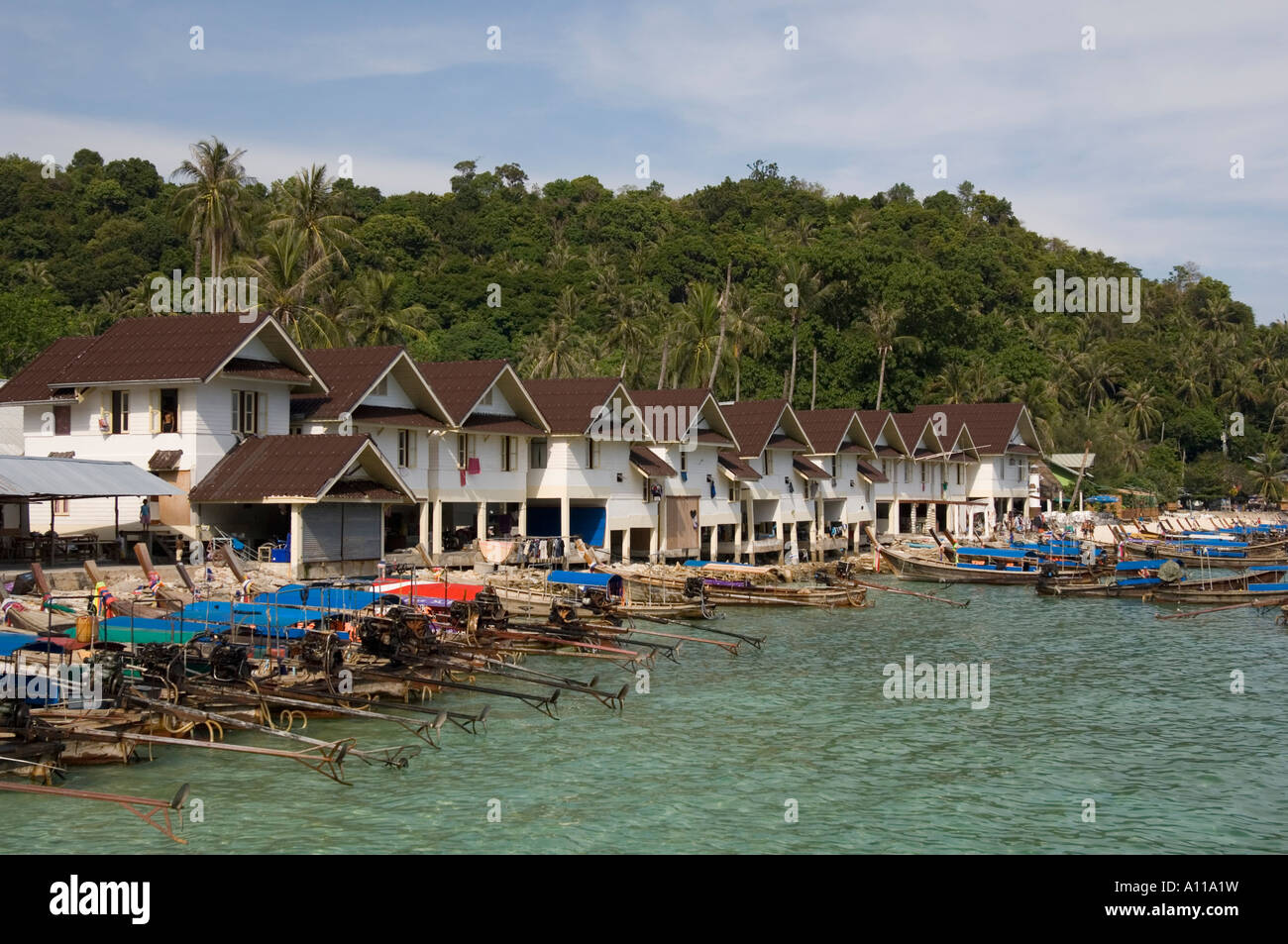 Ton sai bay hi-res stock photography and images - Alamy