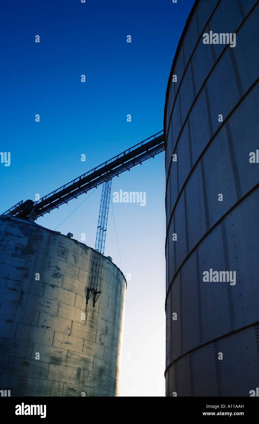 Grain storage bins Stock Photo - Alamy