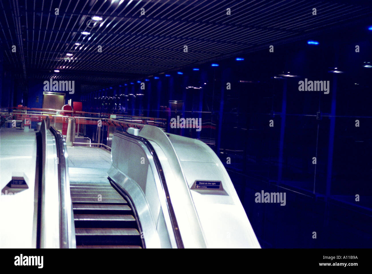 London Bridge Station, Jubilee Line, London Stock Photo - Alamy