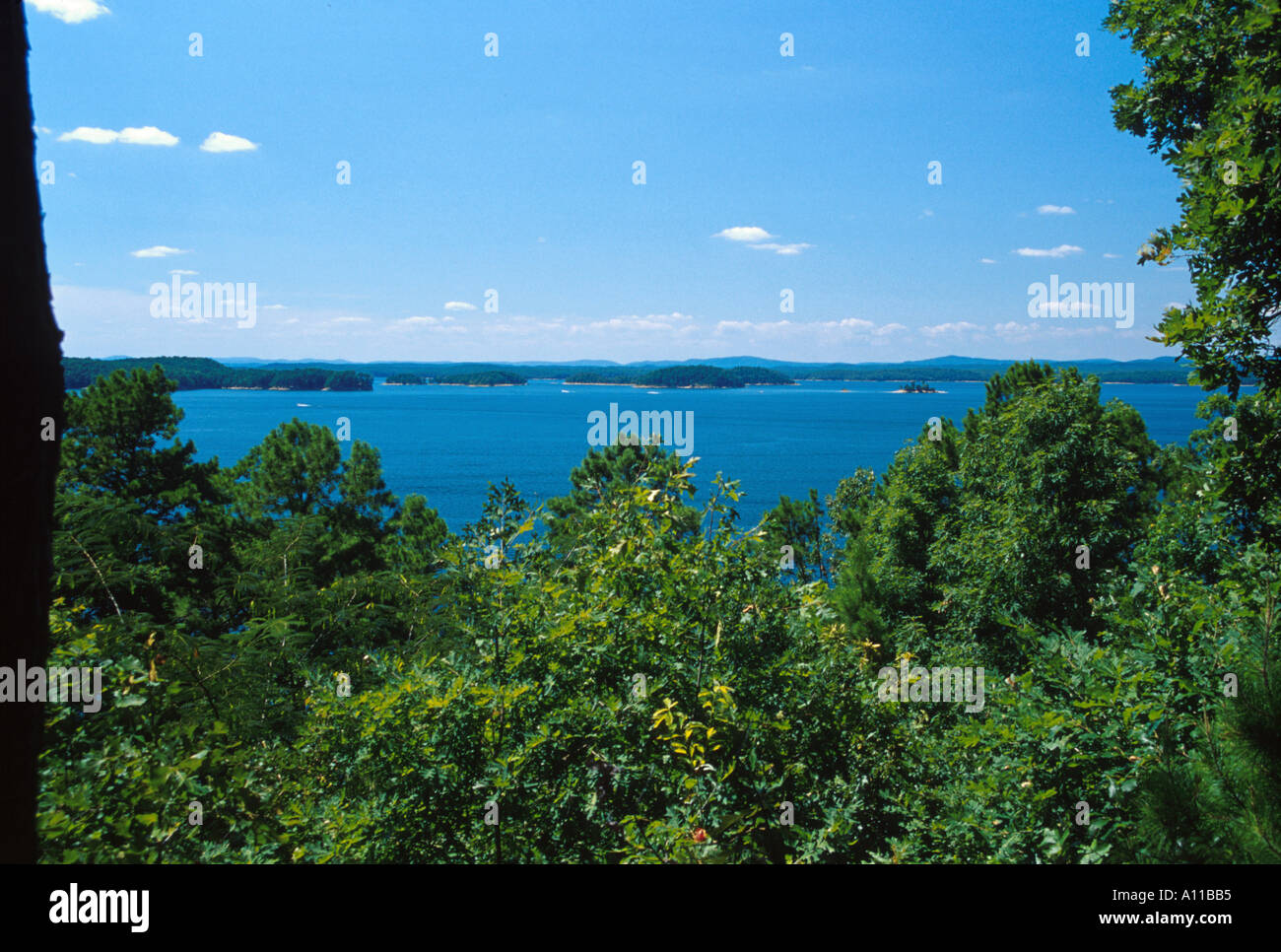 Arkansas blue lake mountain hi-res stock photography and images - Alamy