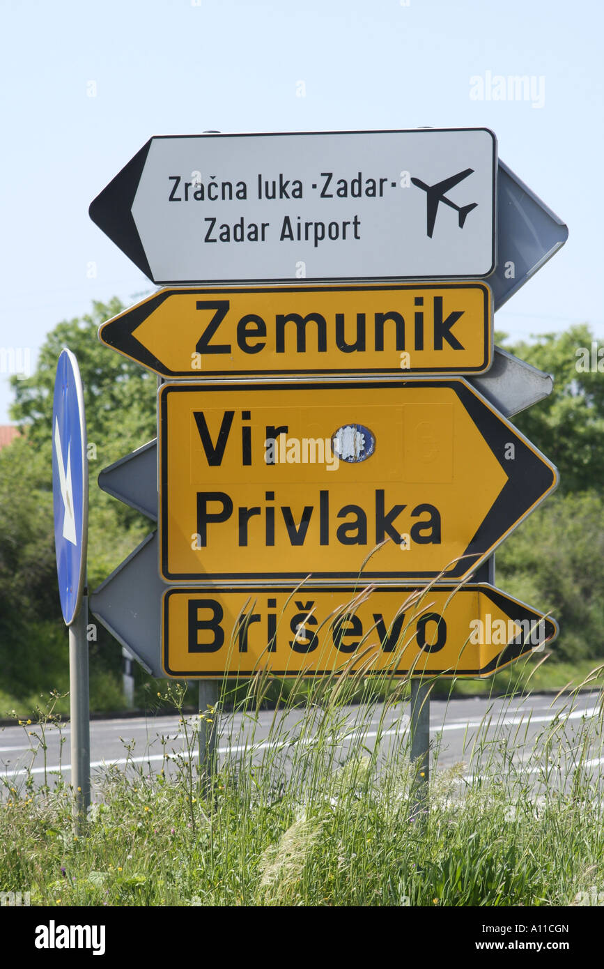 Zracna luka airport sign for Zadar Airport Stock Photo - Alamy