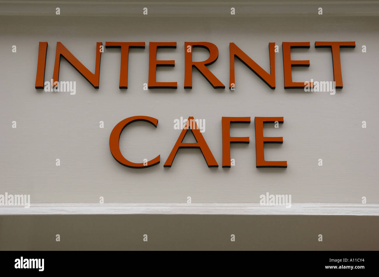 Cyber cafe net hi-res stock photography and images - Alamy