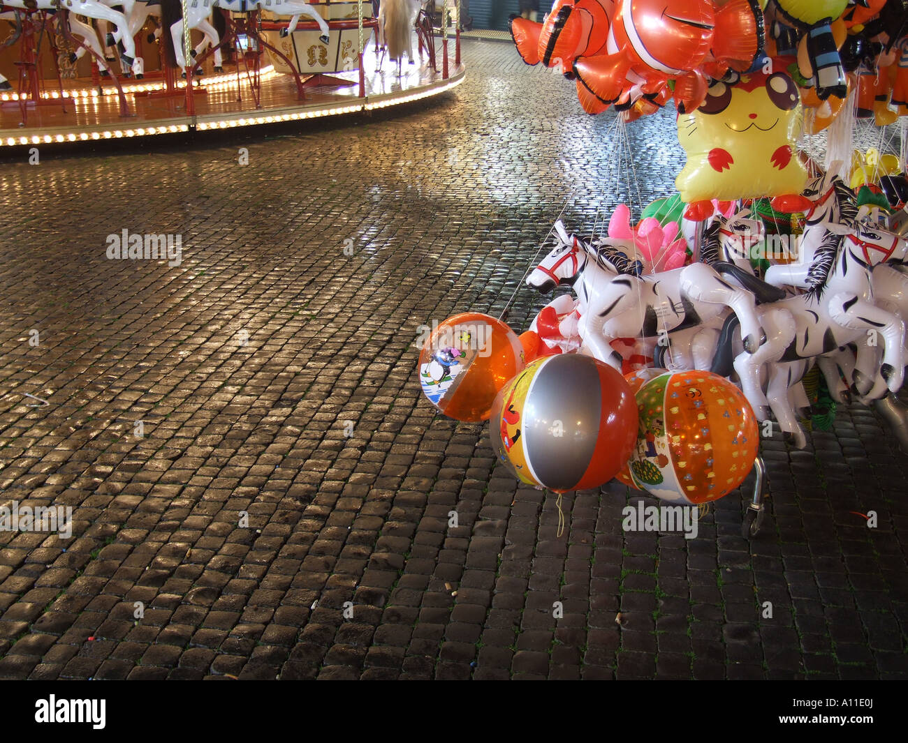 Fairground stall balloons hi-res stock photography and images - Alamy