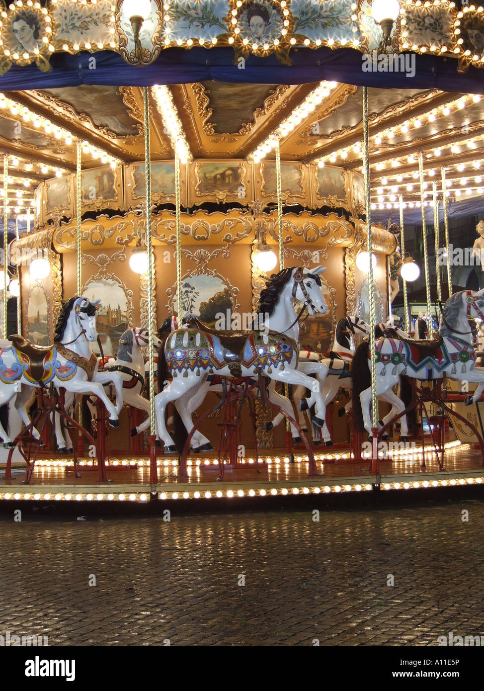 fair ground ride at night Stock Photo - Alamy