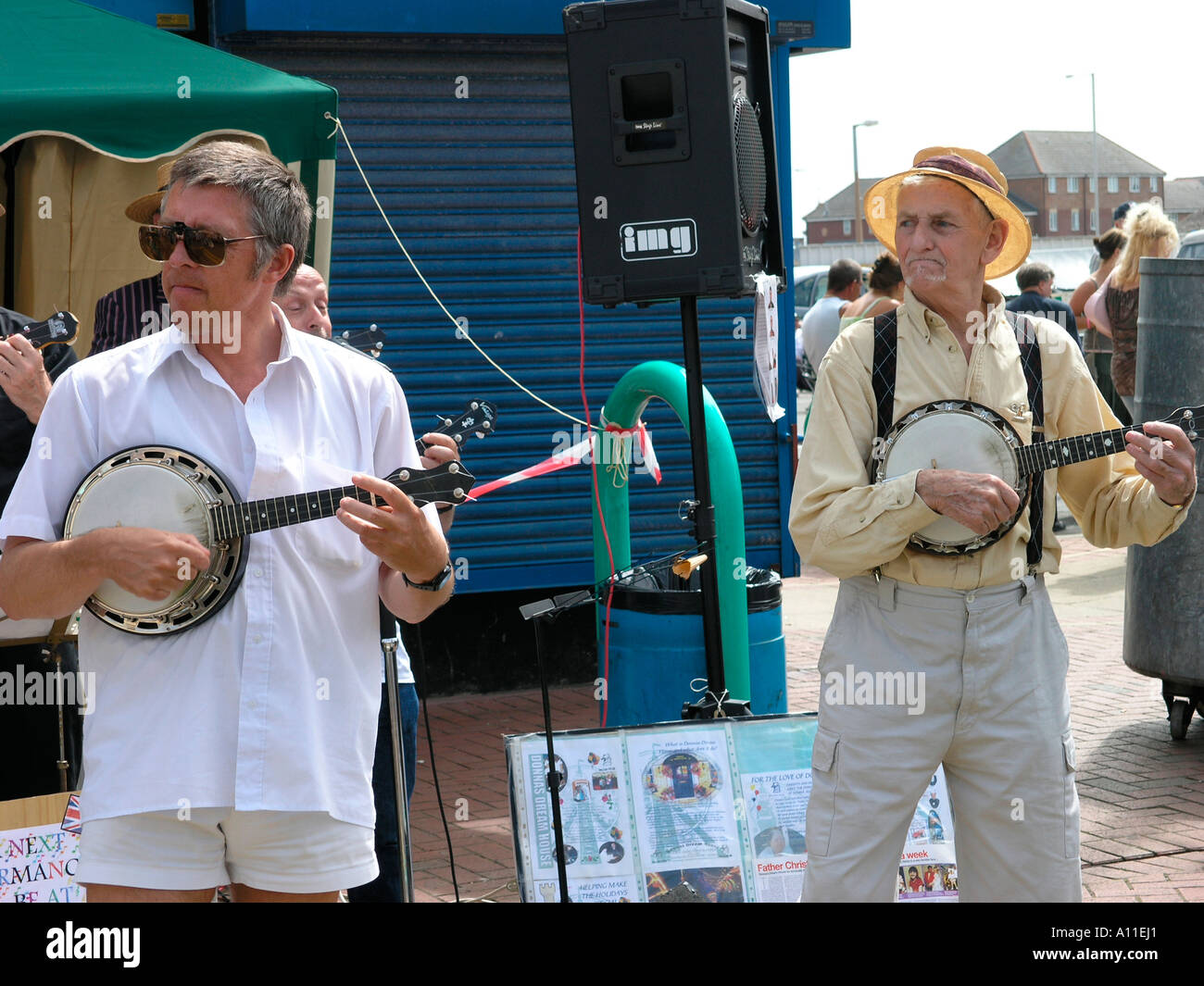 George Formby High Resolution Stock Photography and Images - Alamy