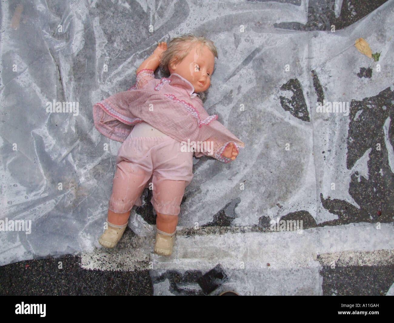 Homeless girl doll road hi-res stock photography and images - Alamy