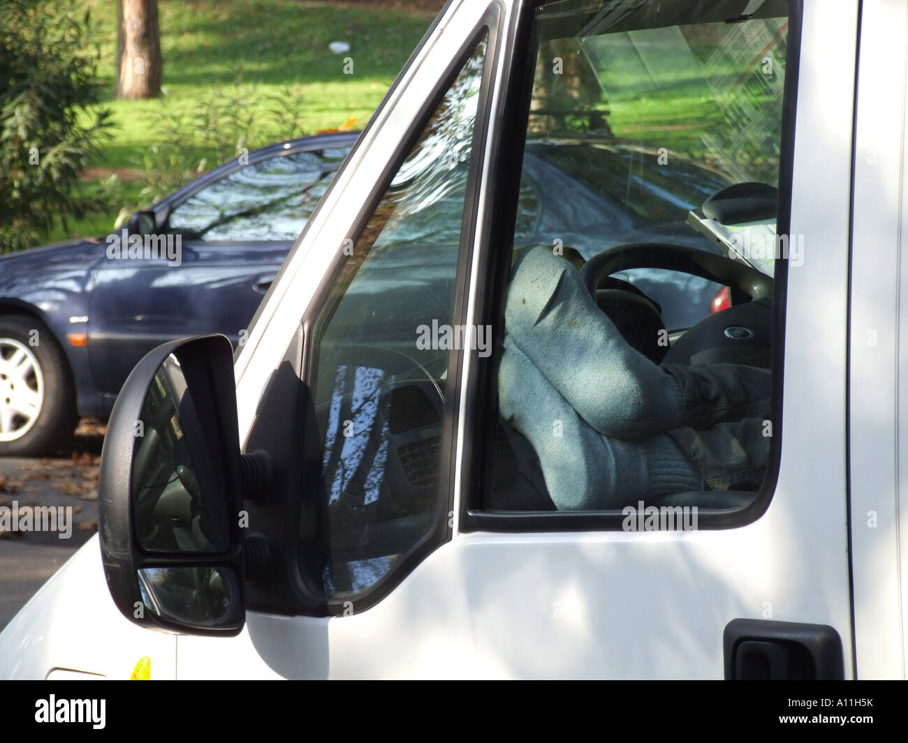 Lorry driver sleeping hi-res stock photography and images - Alamy