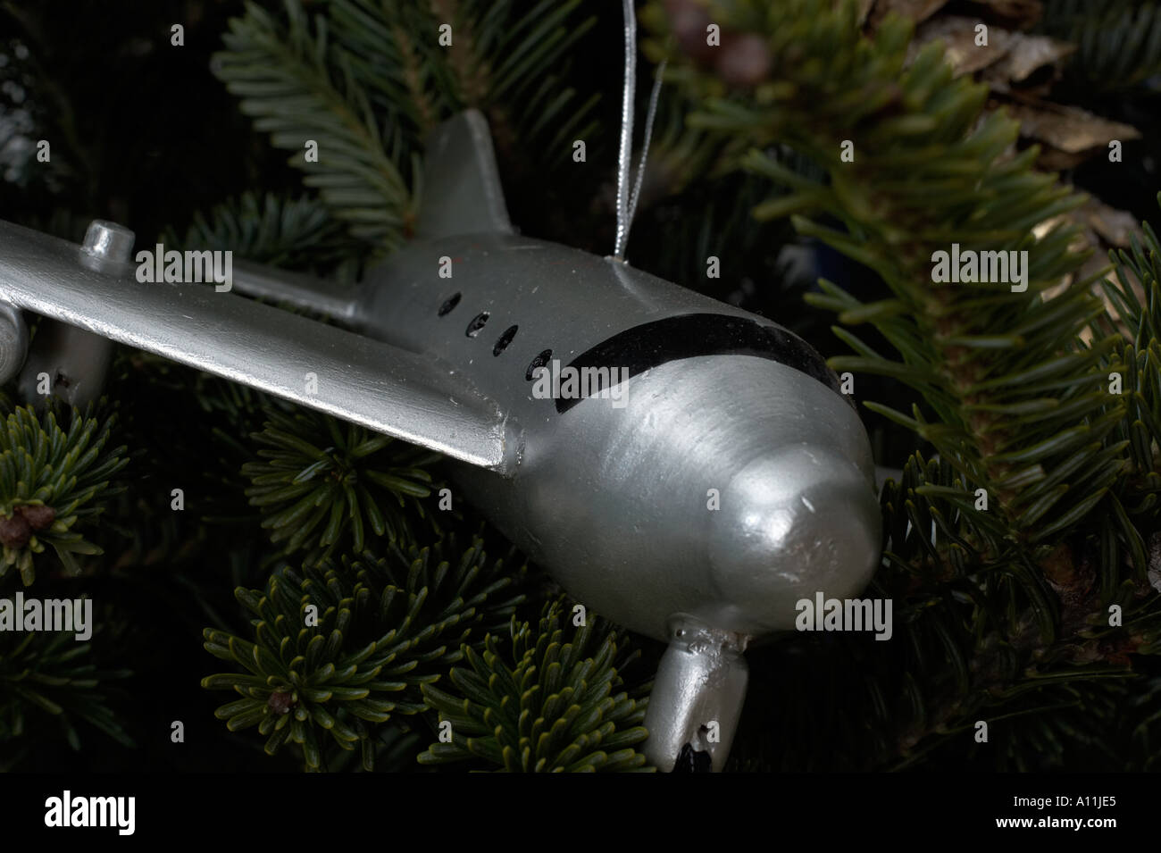 Silver jet hi-res stock photography and images - Alamy