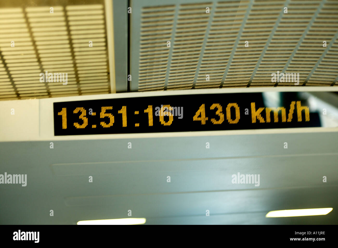 430 clock hi-res stock photography and images - Alamy
