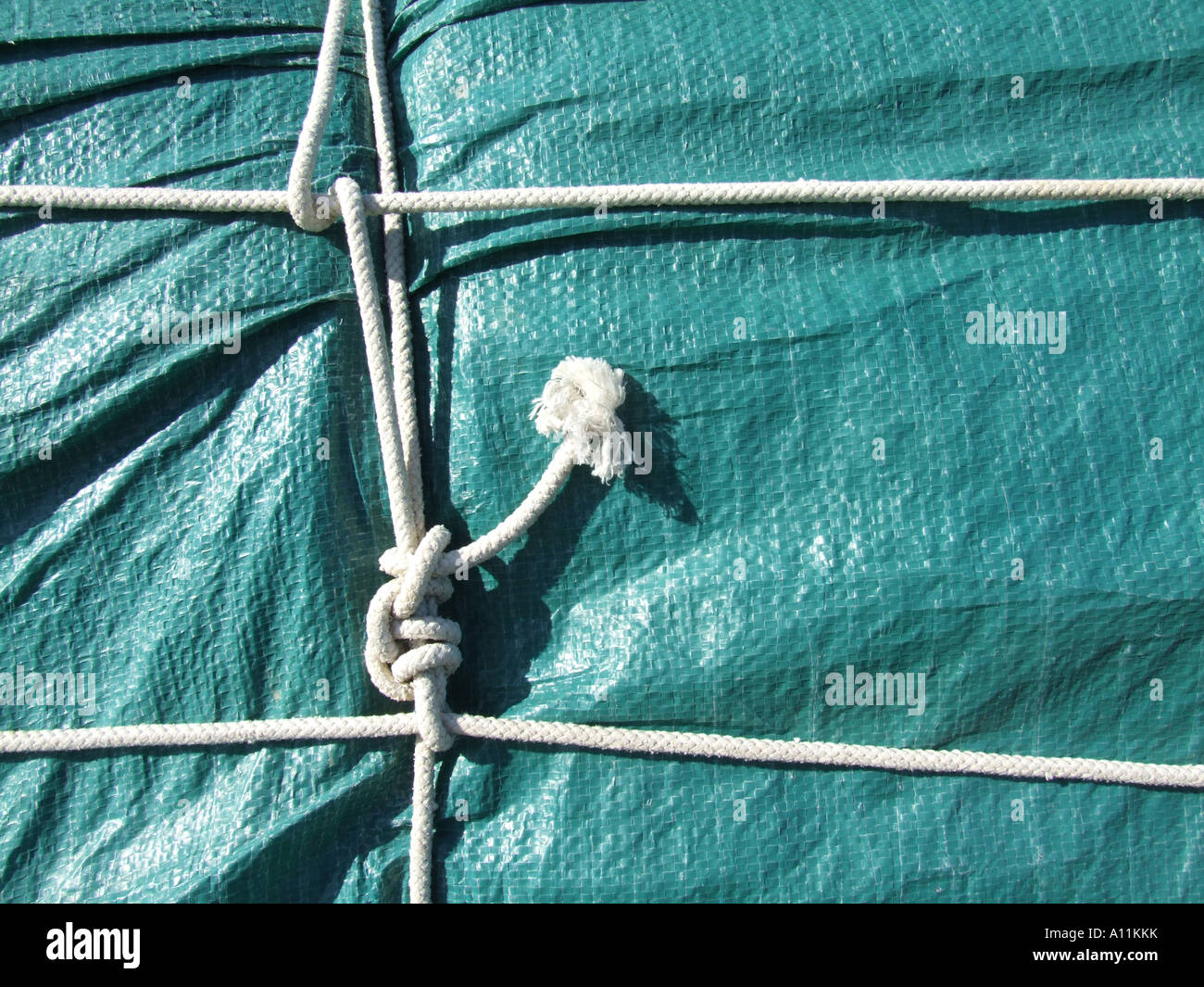 goods tied up on lorry Stock Photo - Alamy