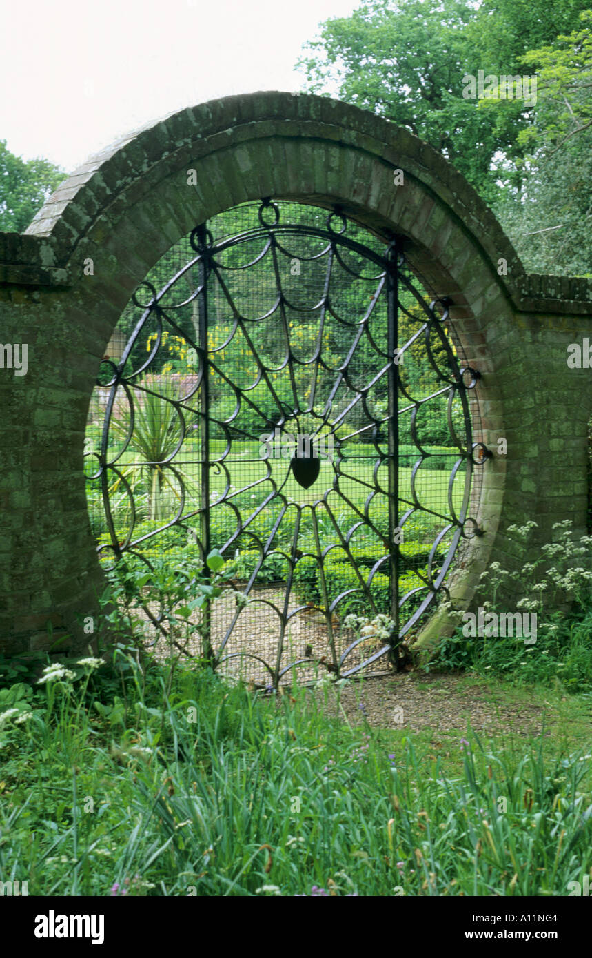 Garden gate spider web design hi-res stock photography and images - Alamy