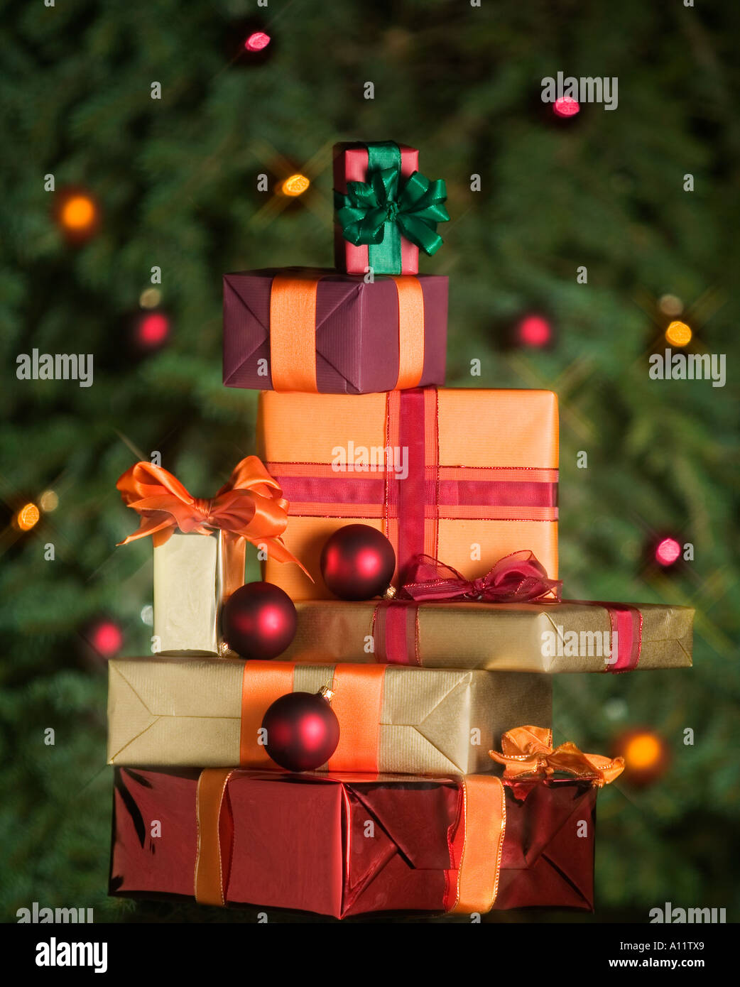 Ueberfluss hi-res stock photography and images - Alamy