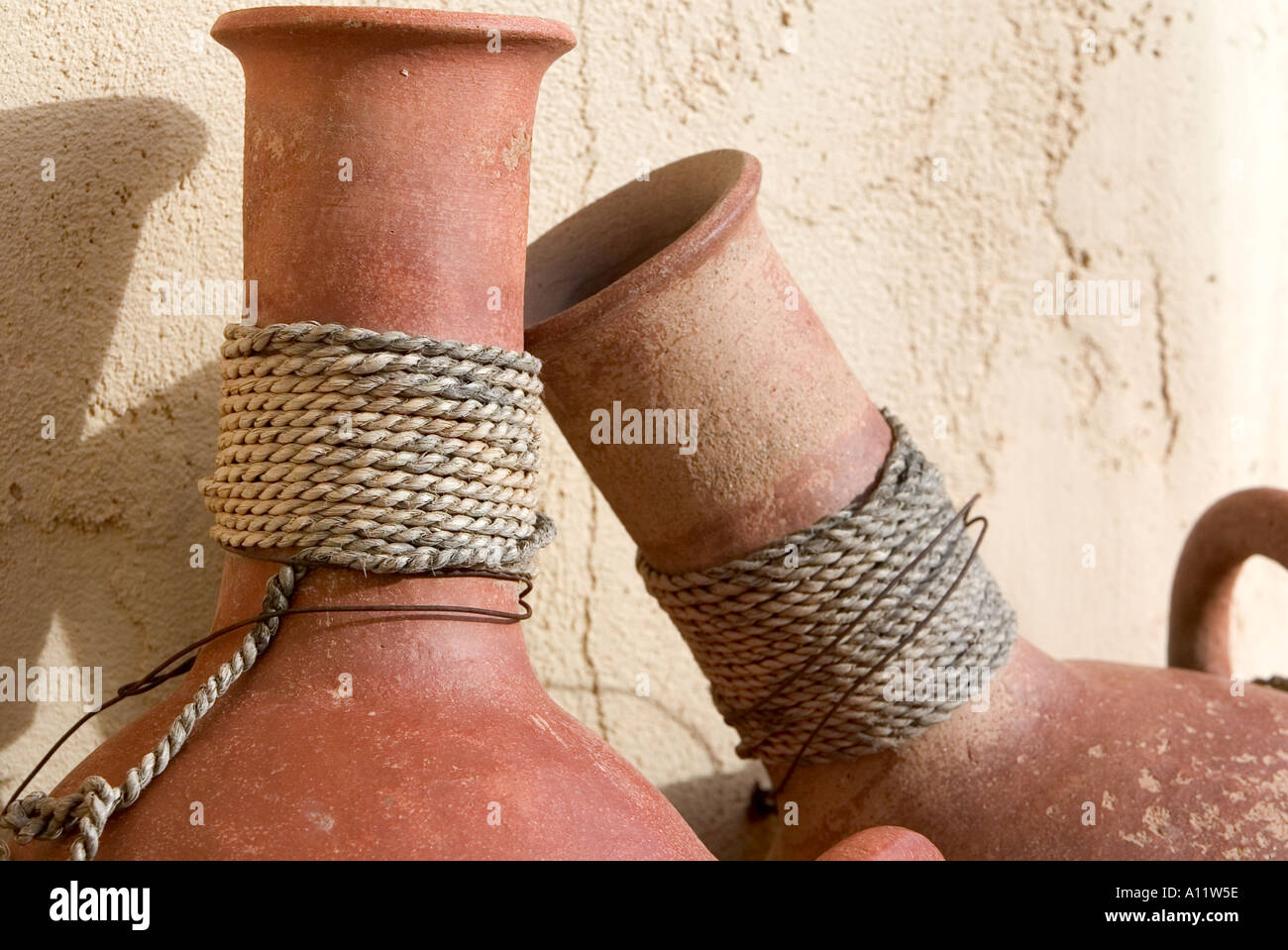 Mexican pots hi-res stock photography and images - Alamy