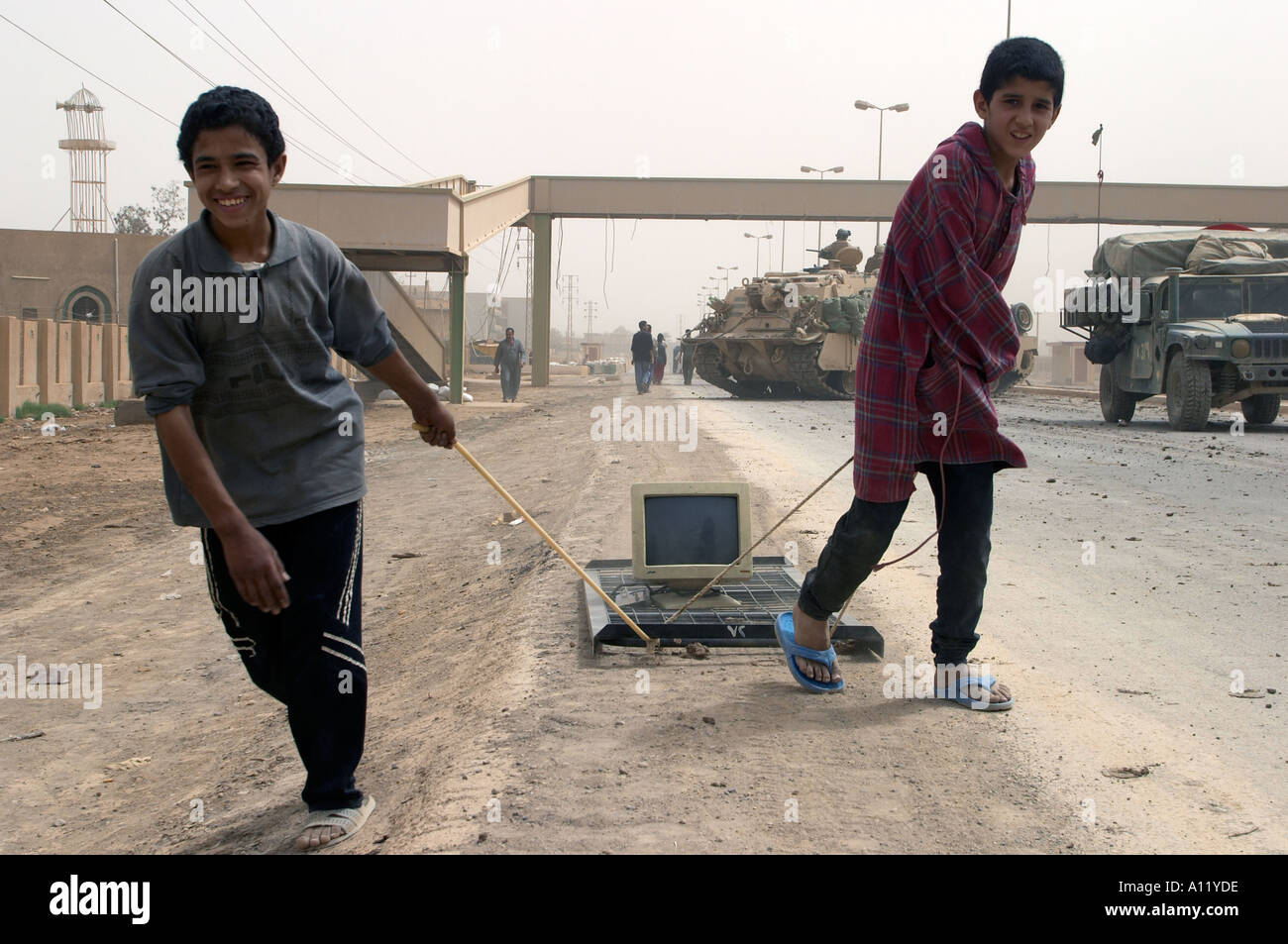 Looting iraq hi-res stock photography and images - Alamy