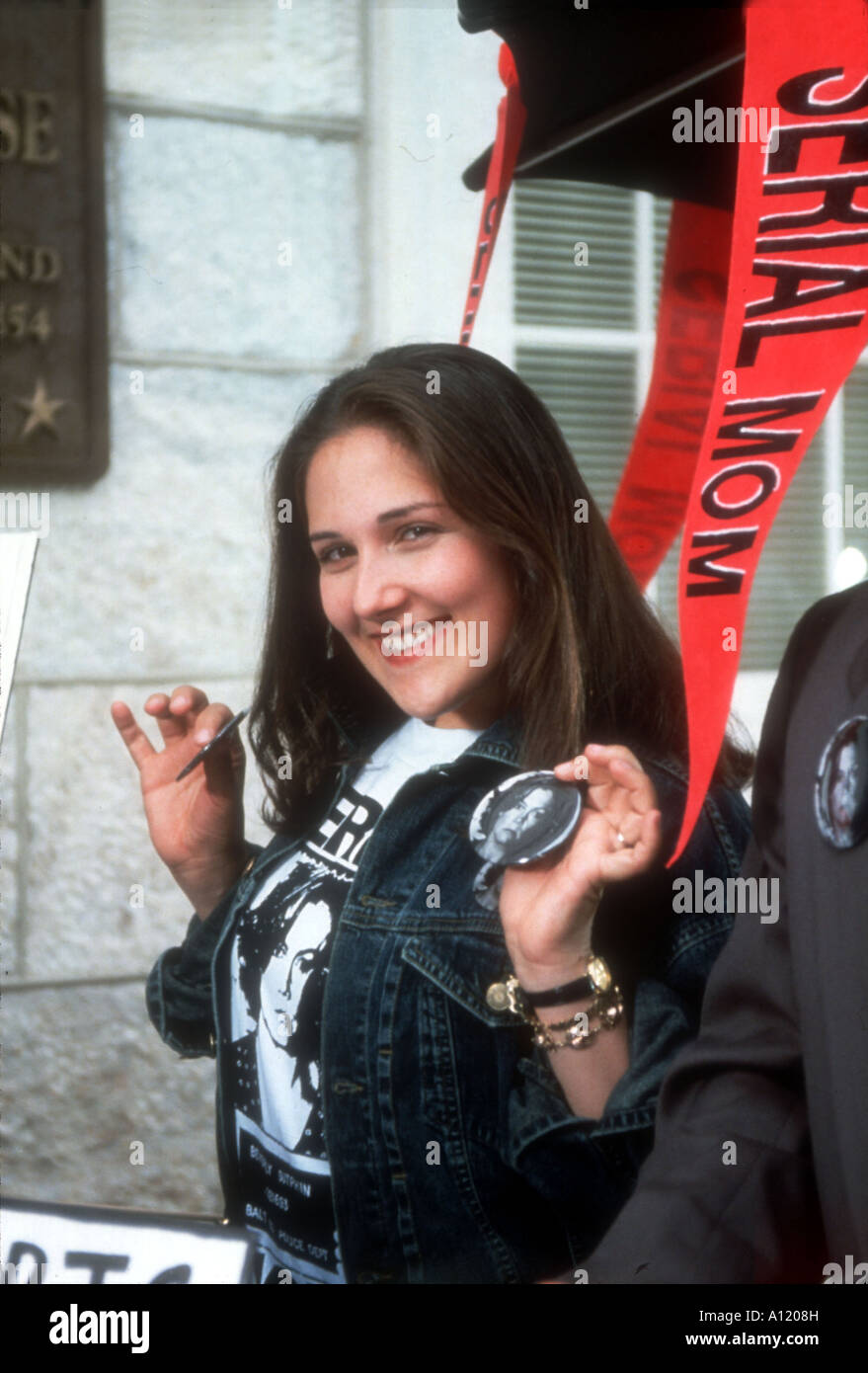 John waters ricki lake hi-res stock photography and images - Alamy