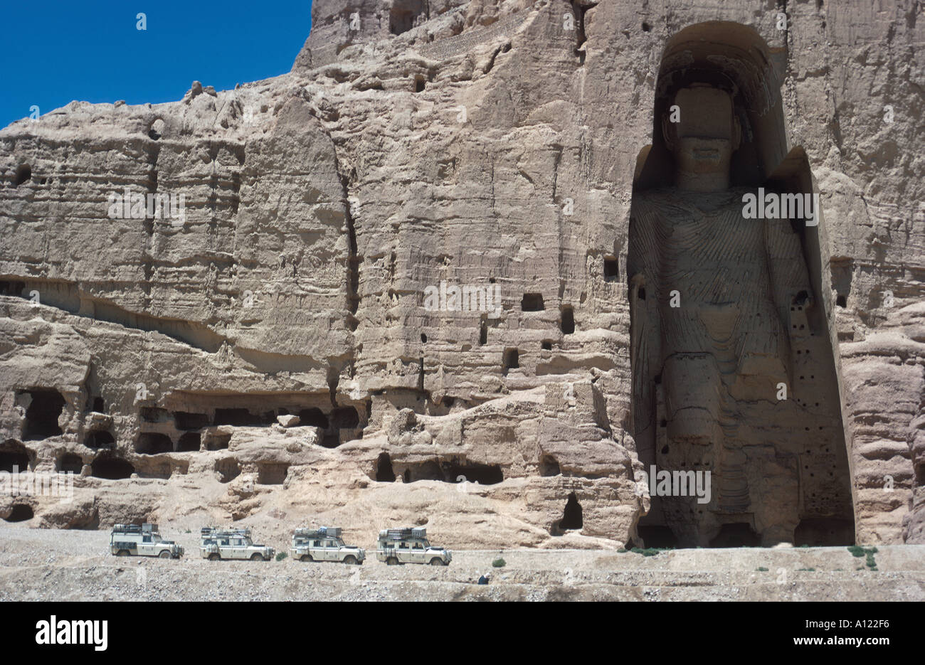 Bamiyan buddha hi-res stock photography and images - Alamy