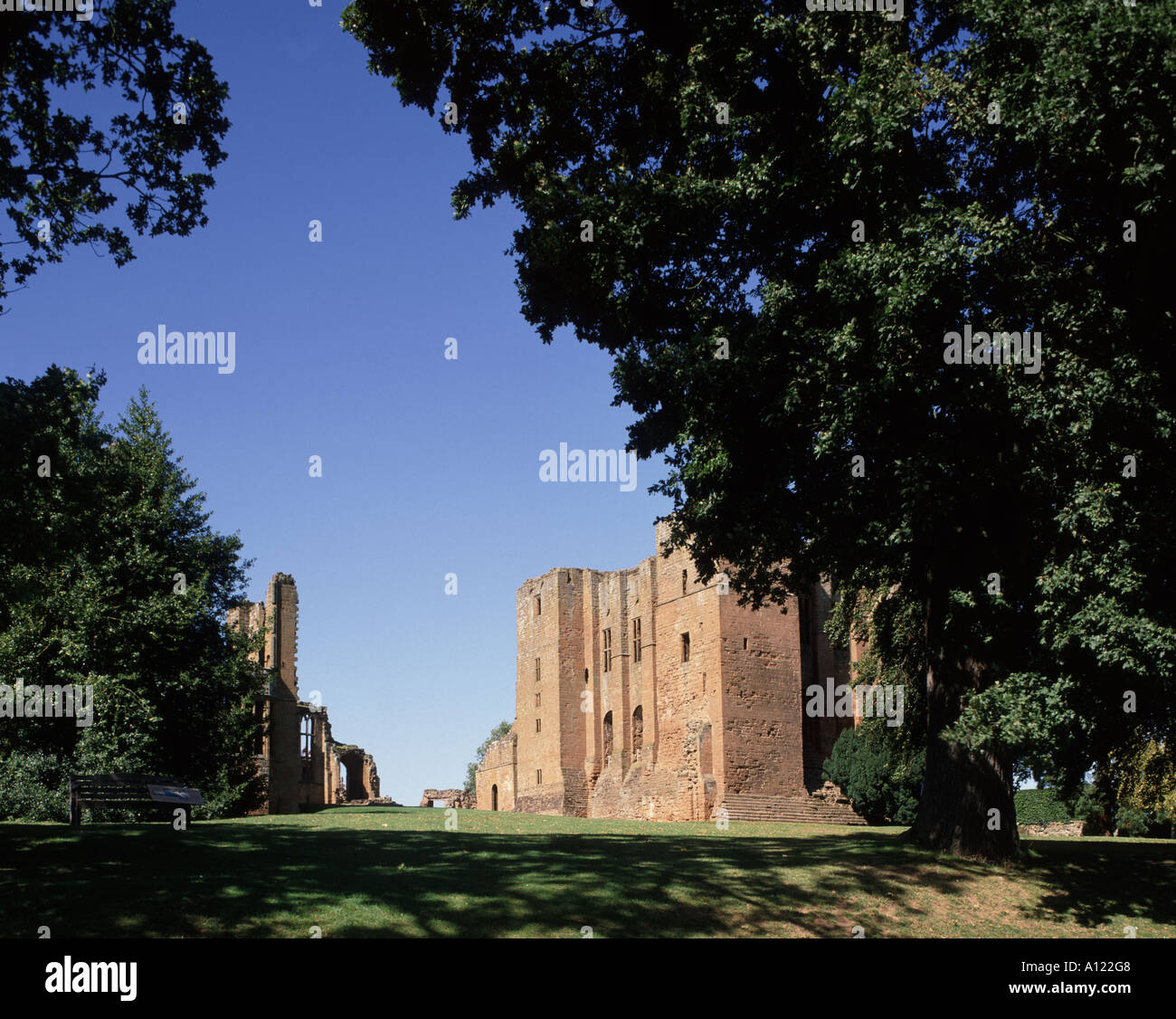 The keep at Kenilworth Castle a stunning castle with its Norman keep ...